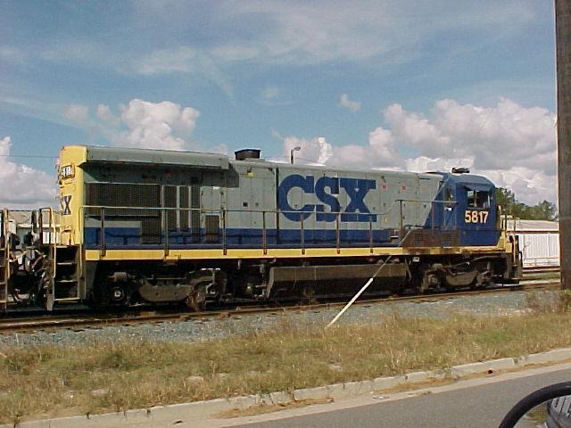 CSX B36-7 5817